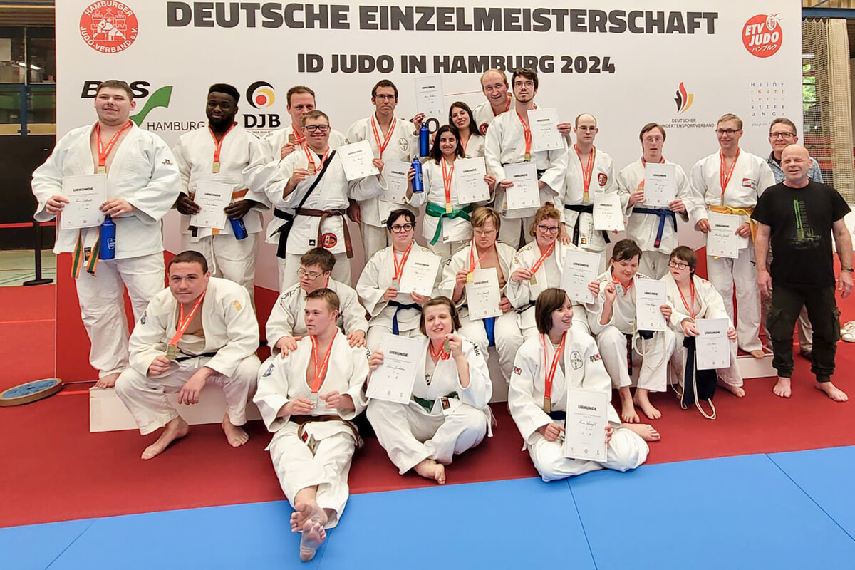 12 x Gold, 5 x Silber und 8 x Bronze für NRW-Judoka